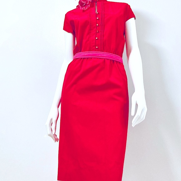 Retro Chic | Dresses | Classychic Lady In Red Flattering Stealth ...